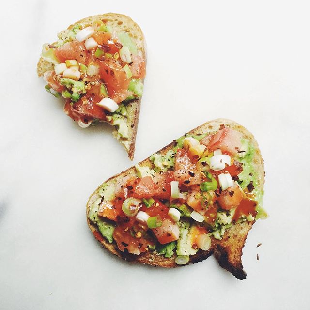Avocado, Tomato & Spring Onion Toast Recipe | The Feedfeed