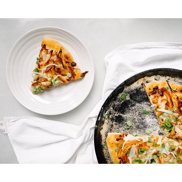 Hawaiian Pizza With Shoyu Chicken And A Papaya, Mango & Sweet Onion ...