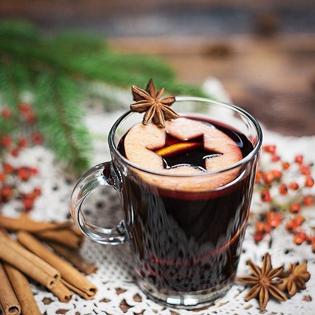 Mulled Wine With Apple Stars Recipe | The Feedfeed