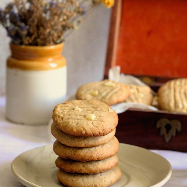 Chai Spiced Almond Cookies Recipe | The Feedfeed