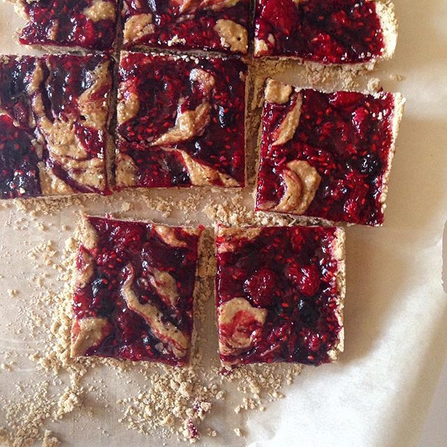 Peanut Butter & Jelly Bars With Raspberries & Blackberries Recipe | The ...