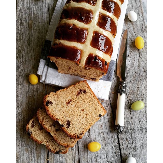 Hot Cross Bun Bread Recipe | The Feedfeed