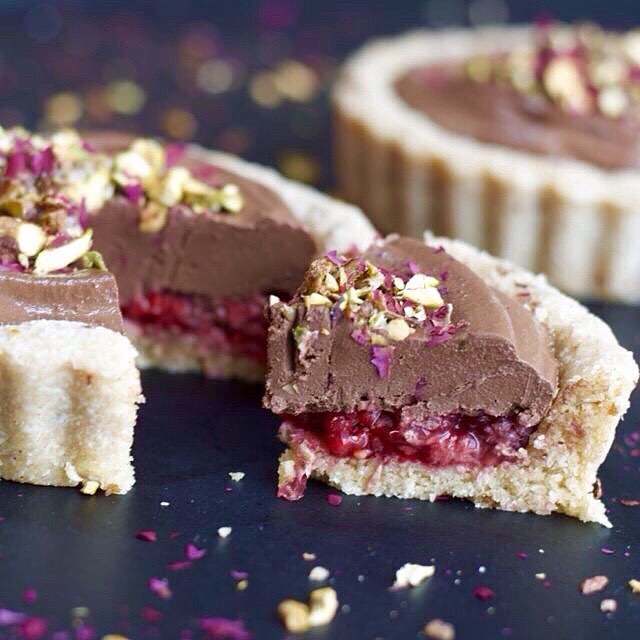 Raw Chocolate Raspberry Tarts With Pistachios And Rose Petals Recipe ...