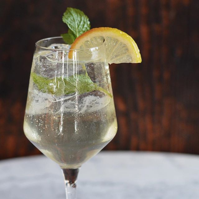 Hugo Prosecco Cocktail Recipe | The Feedfeed