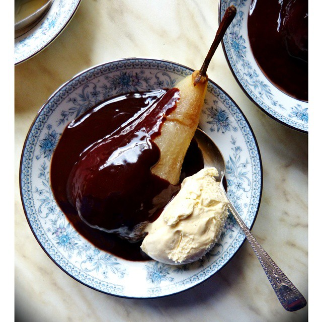 Poires Belle Helene (poached Pears With Chocolate Sauce & Cream) Recipe ...