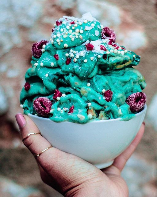 Blue Chai Tea & Protein Bowl Recipe | The Feedfeed