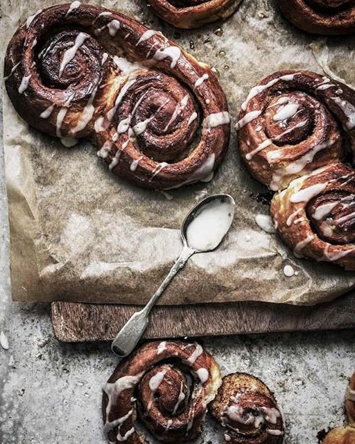 Danish Pastry Swirls With Cinnamon Sugar And Lemon Glaze Recipe | The ...