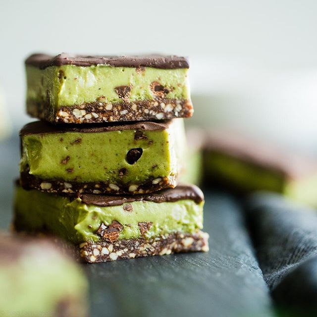 Vegan Mint Chocolate Chip And Cashew Cream Bars Recipe | The Feedfeed