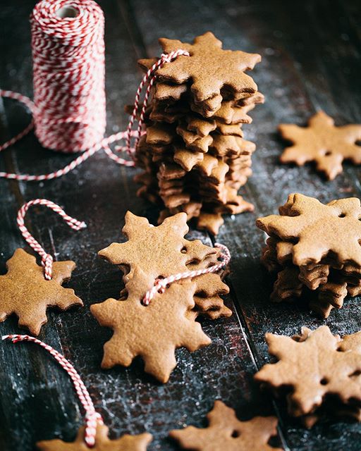 Gingerbread Snowflake Ornaments Recipe | The Feedfeed