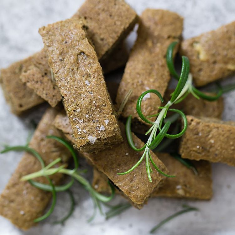 Rosemary Garlic Flax Bread Recipe | The Feedfeed