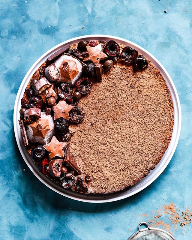 Chocolate Cake With Raisin Walnut Crust by crave.the.benefits | Quick ...