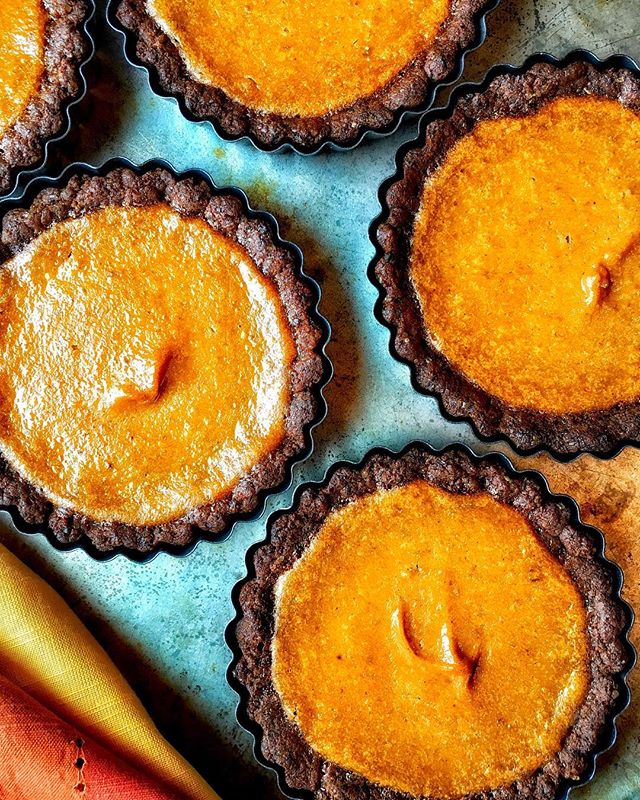 Mini Pumpkin Pies With Maple Gingerbread Crust Recipe The Feedfeed