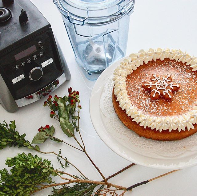 Blender Gingerbread Cheesecake Recipe | The Feedfeed