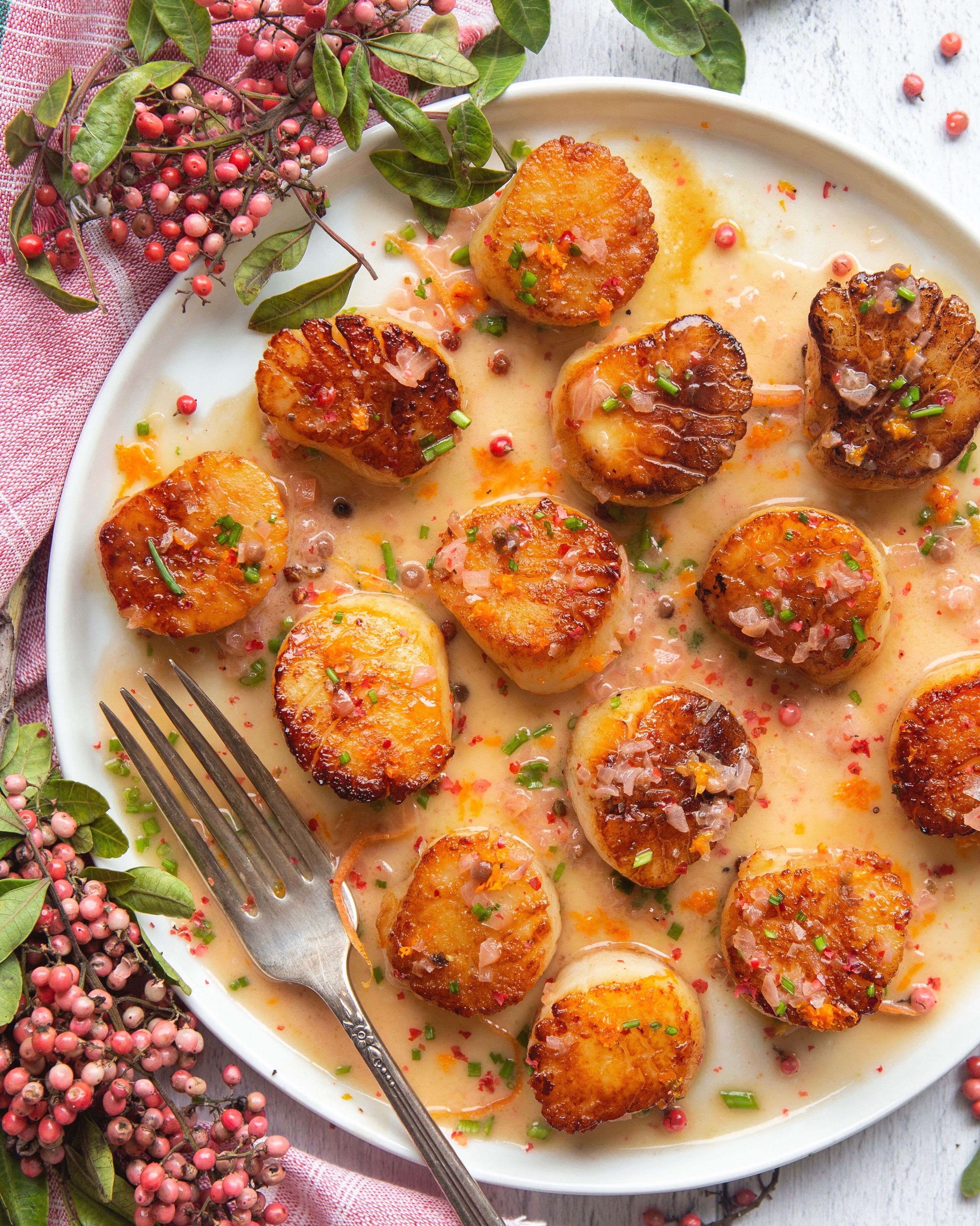 Rosé and Pink Peppercorn Scallops Recipe | The Feedfeed