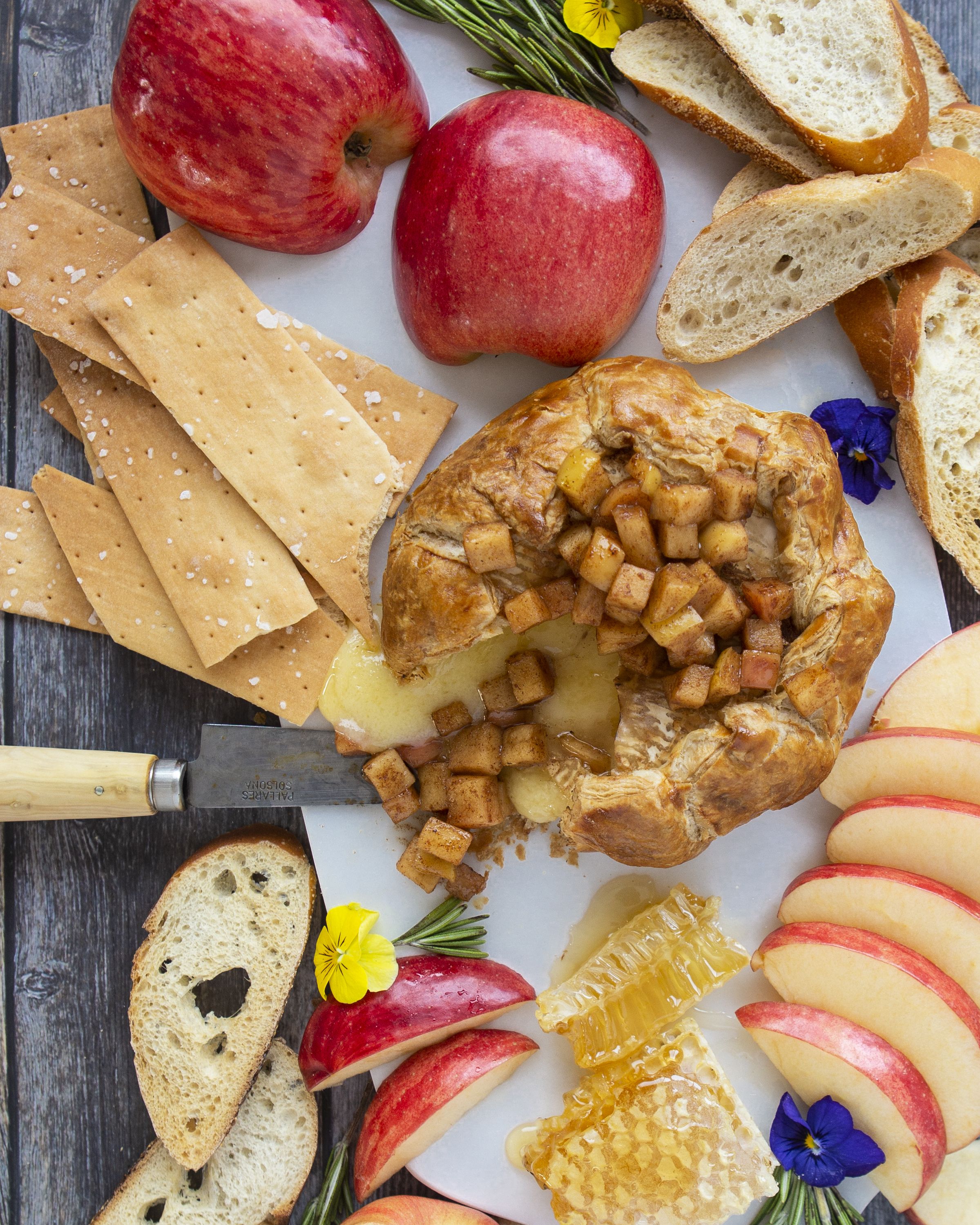 Pastry Wrapped Brie with Sweet and Spicy Caramelized Apples Recipe ...