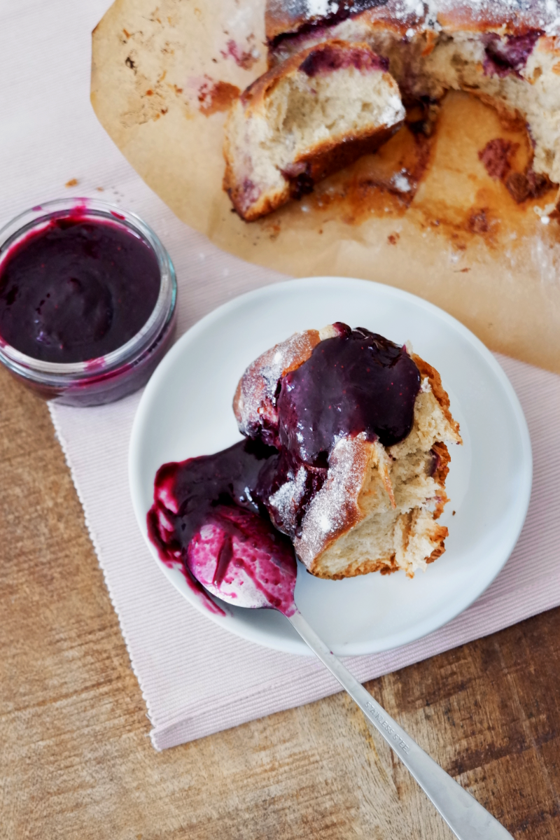 Blueberry Scroll Recipe | The Feedfeed