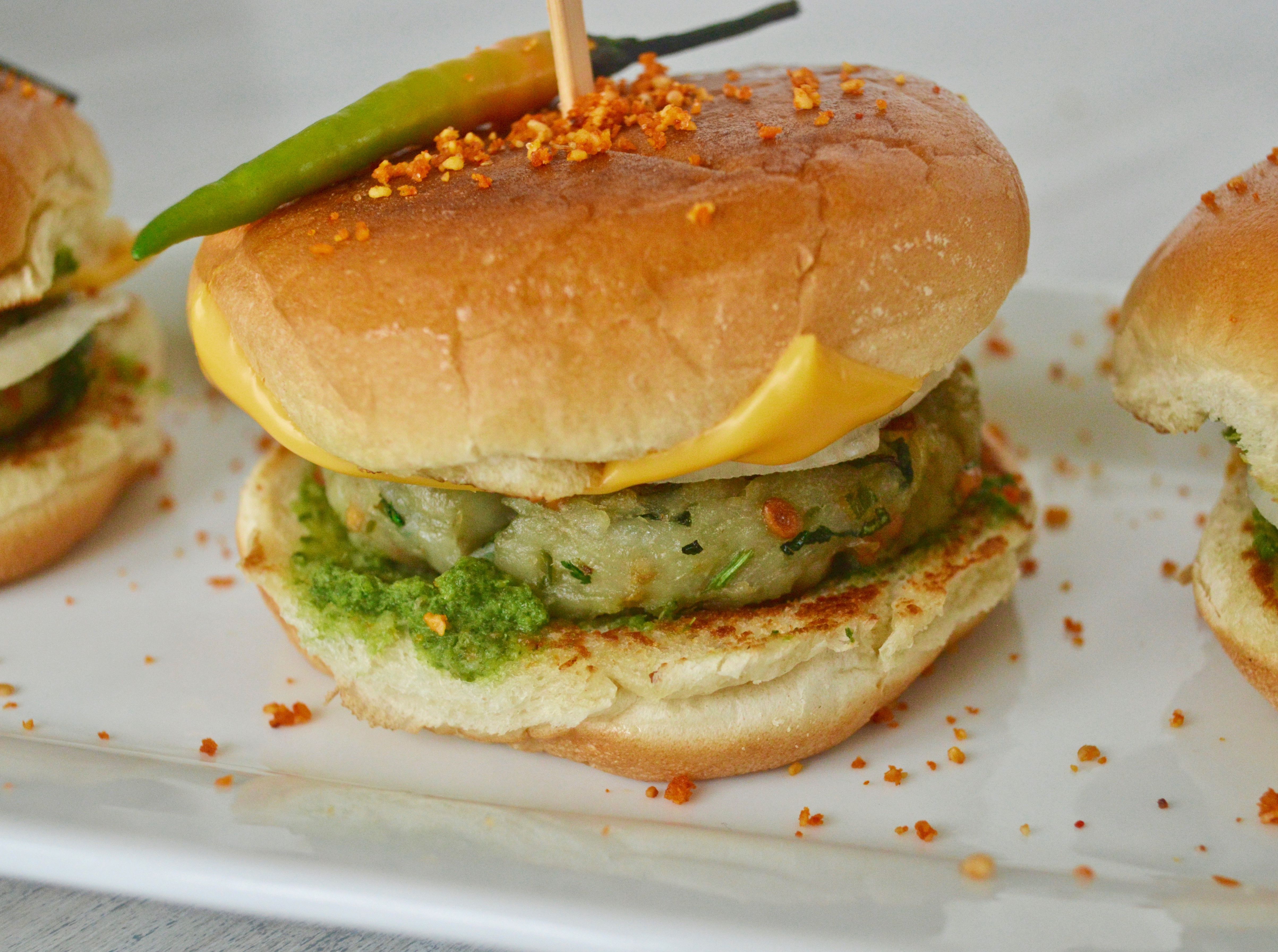 VADA PAV BURGER – NO DEEP FRYING Recipe | The Feedfeed