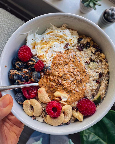 Cinnamon Cashew Overnight Oats Recipe | The Feedfeed