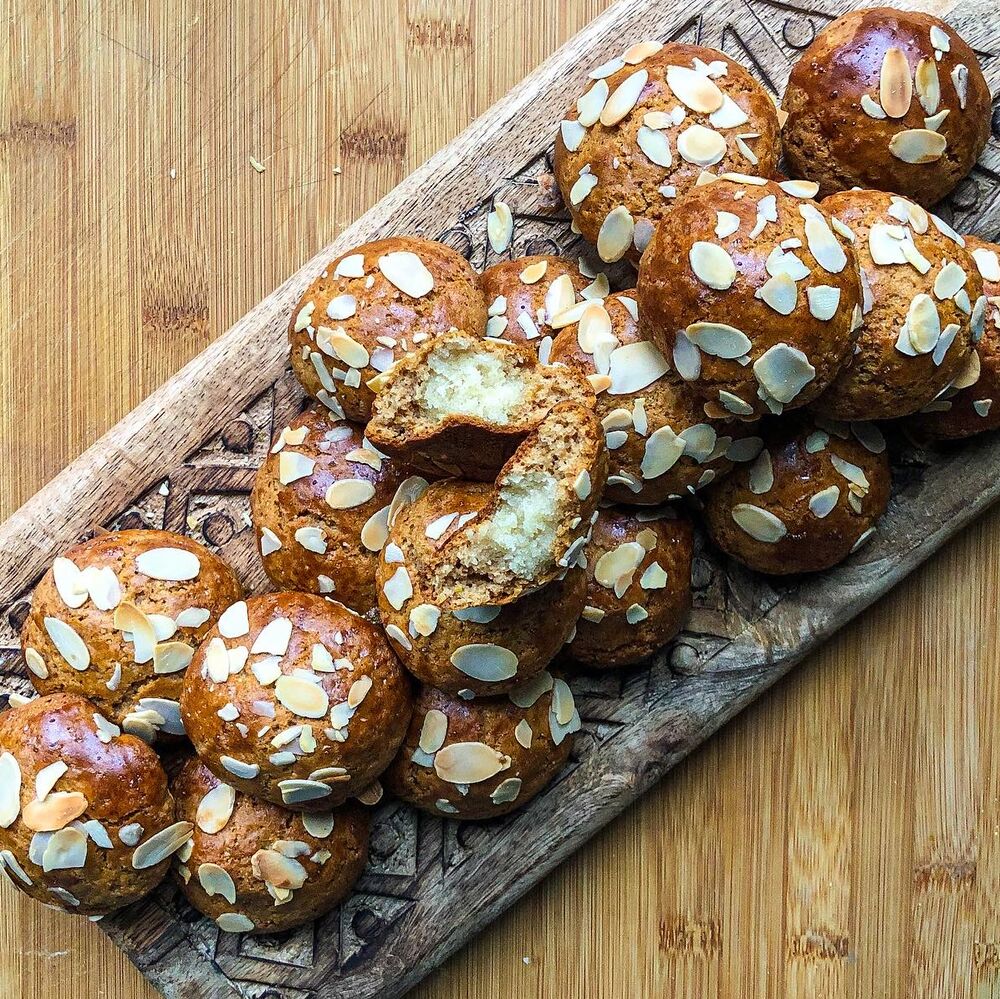 Wholesome Almond-Gingerbread Cookies/Honey cakes Recipe | The Feedfeed