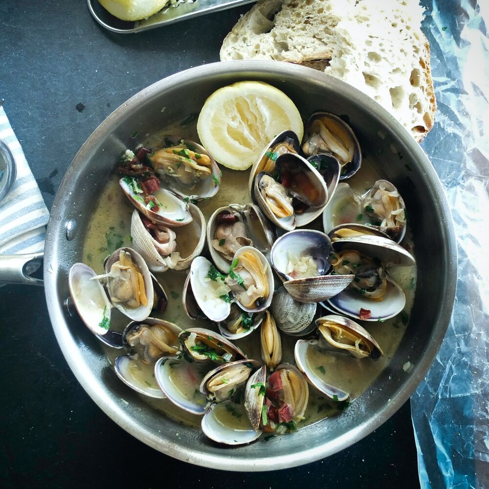 Garlic Butter and Wine Steamed Clams Recipe | The Feedfeed