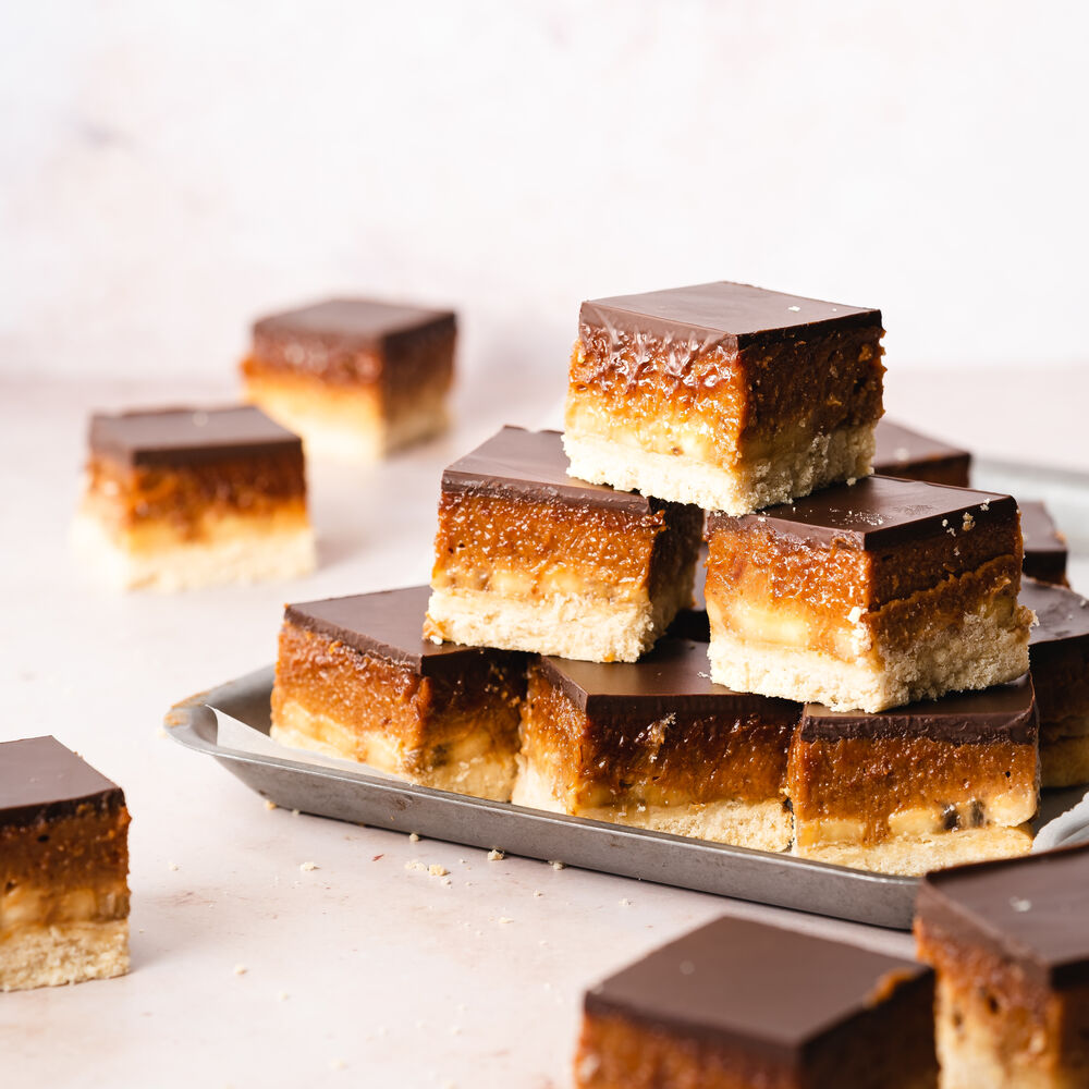 Vegan Peanut Butter Banana Millionaire's Shortbread Recipe | The Feedfeed