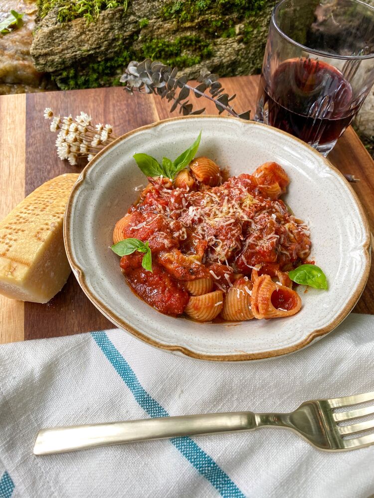 Red wine simmered pasta sauce Recipe | The Feedfeed