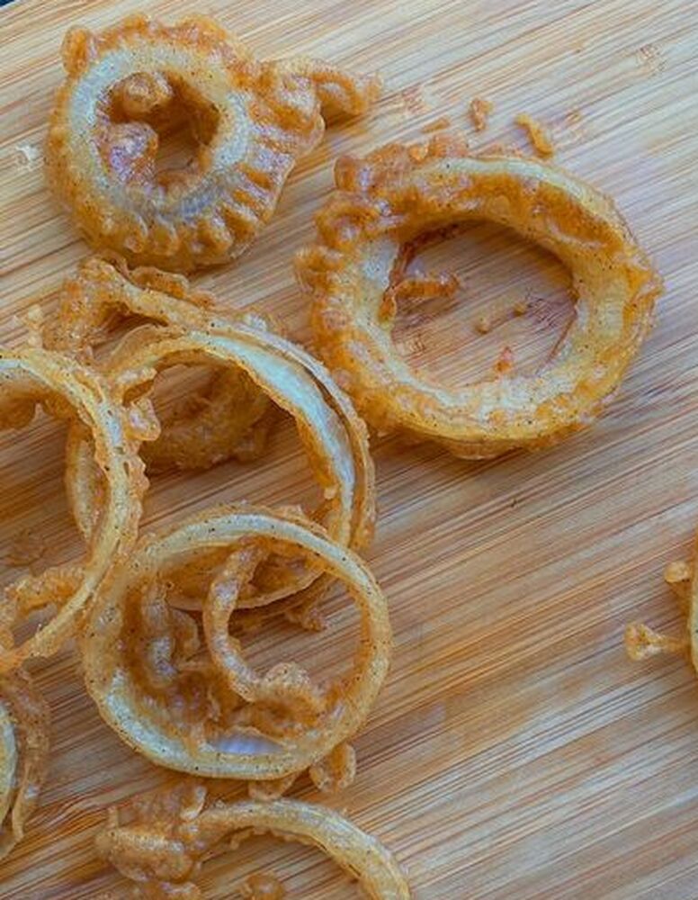 Spicy Onion Rings Recipe | The Feedfeed