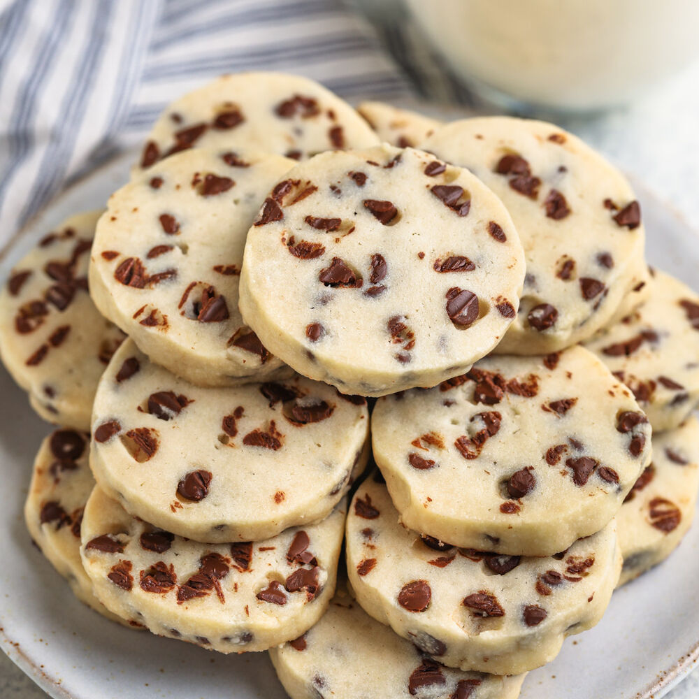 Chocolate Chip Shortbread Cookies Recipe | The Feedfeed