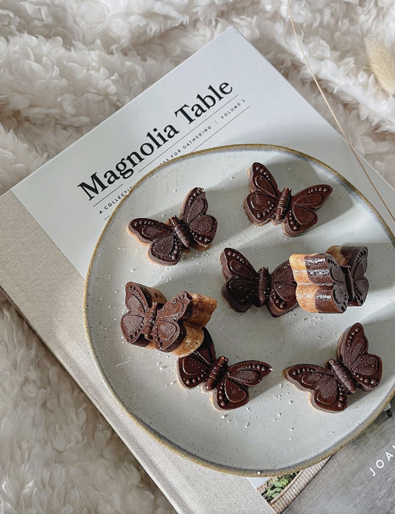 Almond Butter(fly) Treats Recipe | The Feedfeed