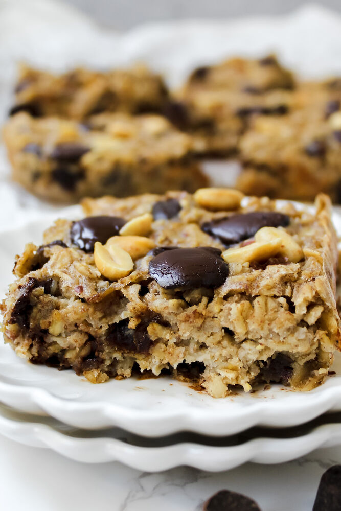 Snickers Baked Oats Recipe | The Feedfeed