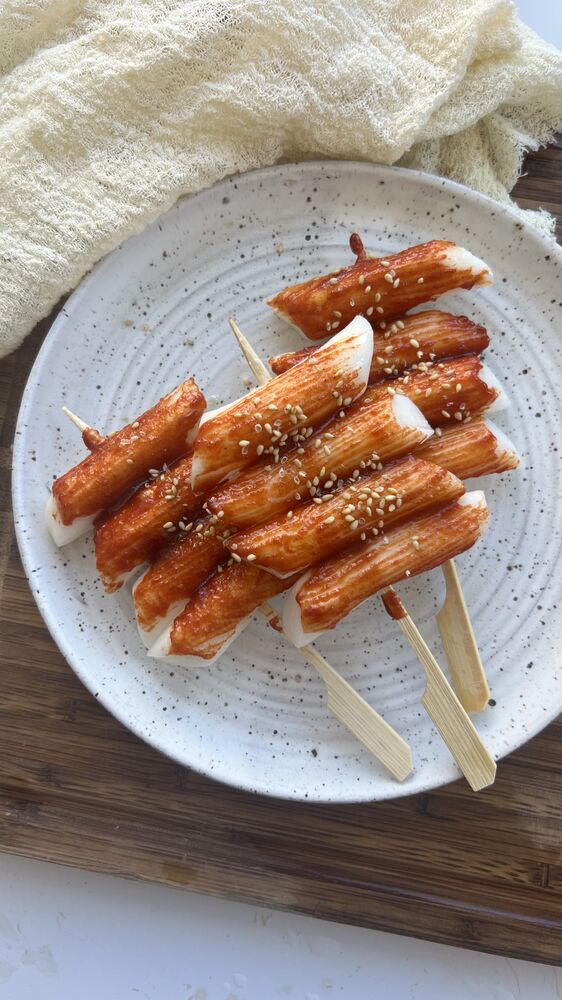 Tteokkochi: Sweet & Spicy Korean Rice Cake Skewers Recipe | The Feedfeed Tteokkochi: Sweet & Spicy Korean Rice Cake Skewers Recipe | The Feedfeed