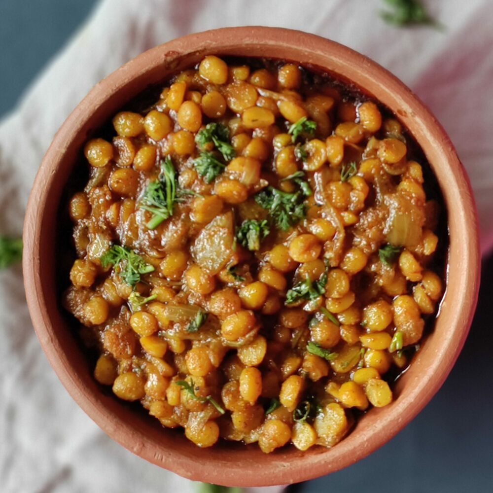 Dal Kanda Recipe | Maharashtrian Dal Kanda Recipe | Chana dal sabji ...