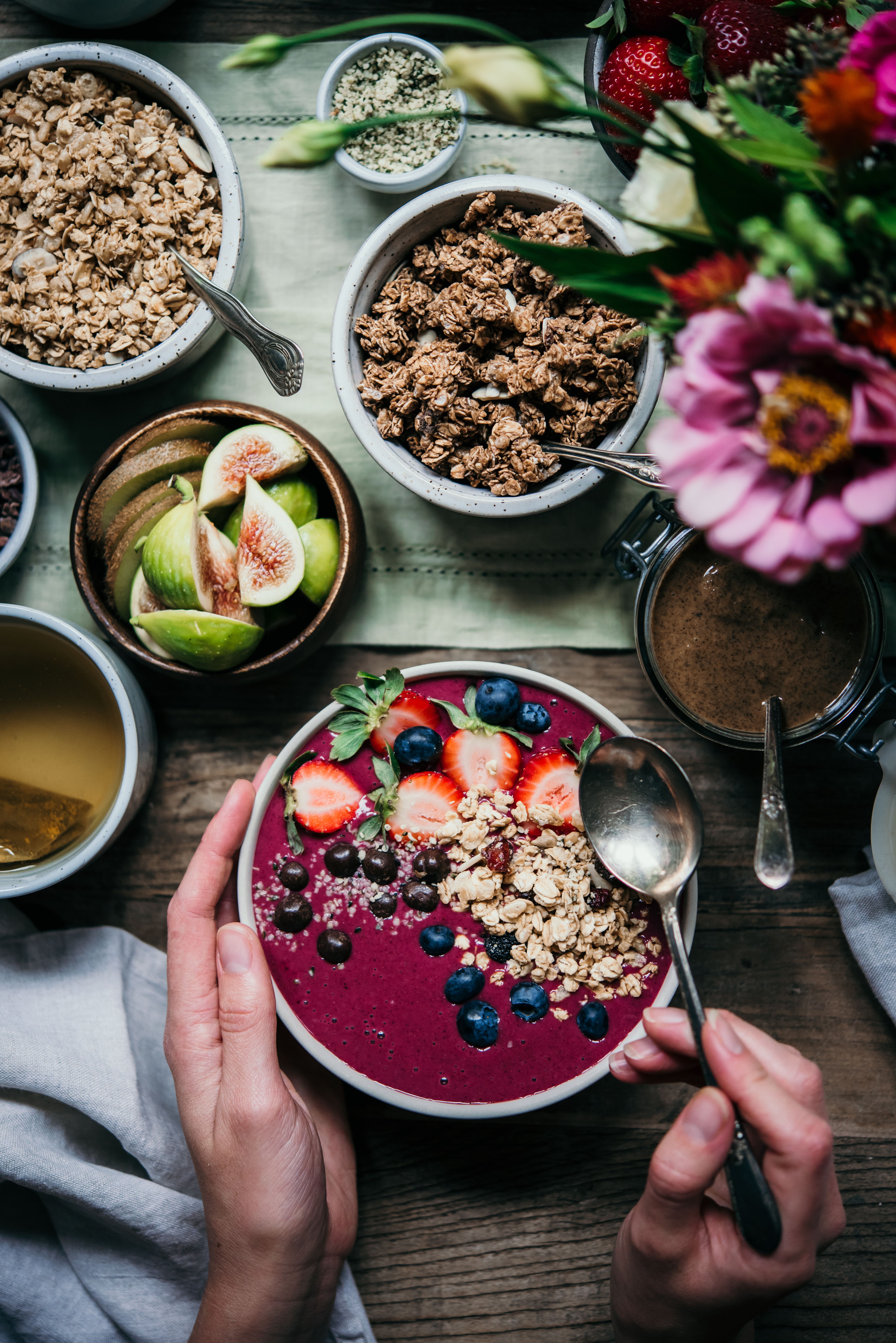 Smoothie Bowl Breakfast Bar Recipe | The Feedfeed