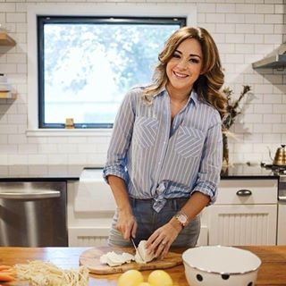 Dina Deleasa-Gonsar (@dishitgirldina) Profile, Photos & Recipes | The ...